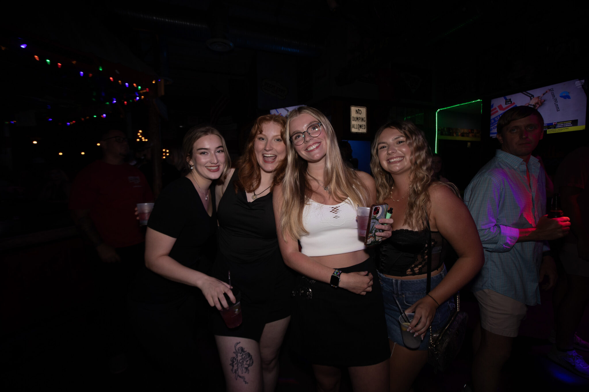 Weekend Nights at The Roof! - Columbia Bar | Live Music | Tin Roof